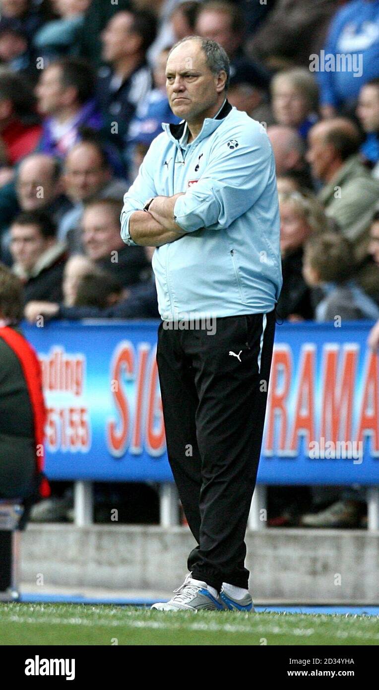 Martin jol tottenham hotspur manager hi-res stock photography and ...