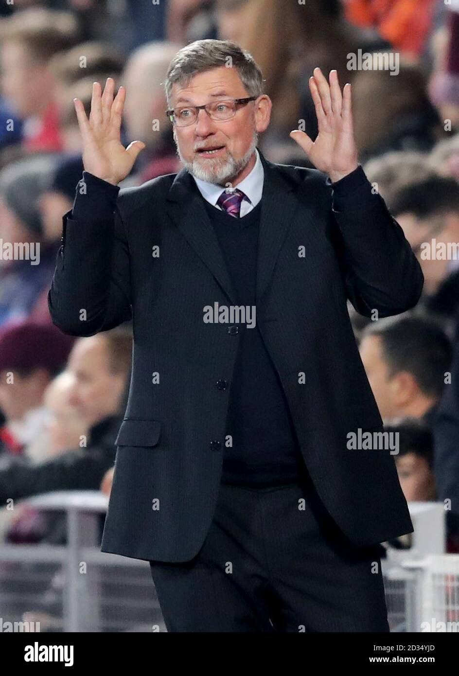 Craig levein tynecastle park hi-res stock photography and images - Alamy
