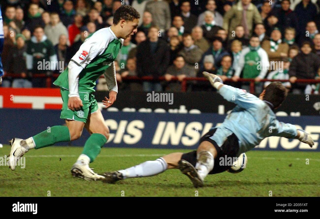 Semi final at tynecastle stadium hi-res stock photography and images ...