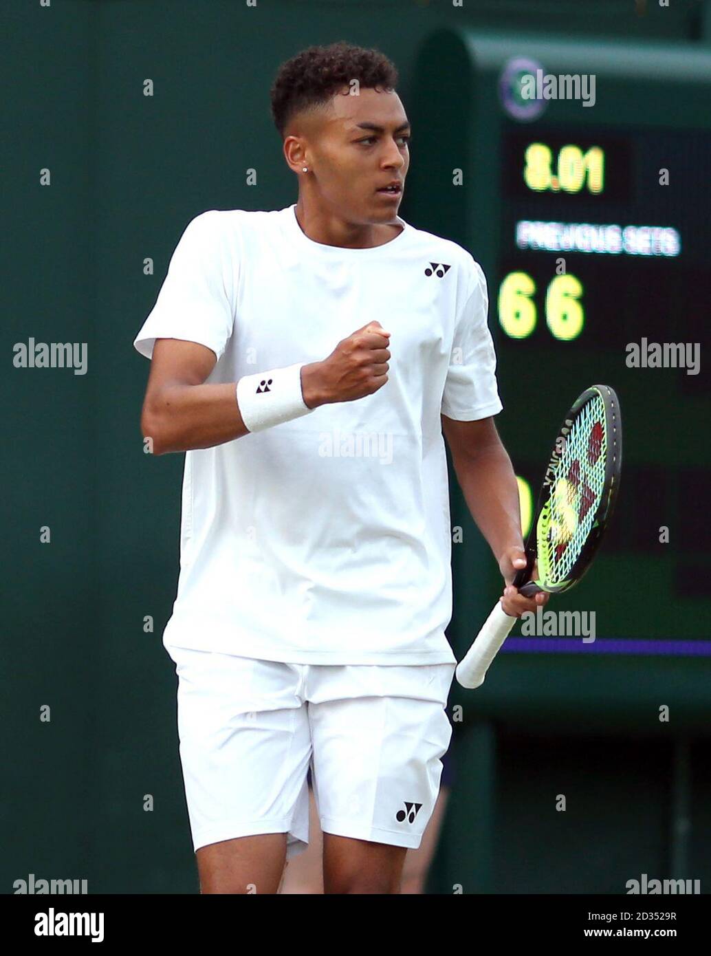 Wimbledon tennis championships third day hi-res stock photography and ...
