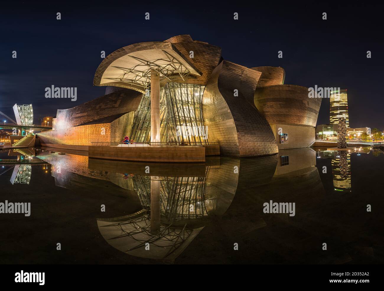 Guggenheim museum by night Stock Photo - Alamy