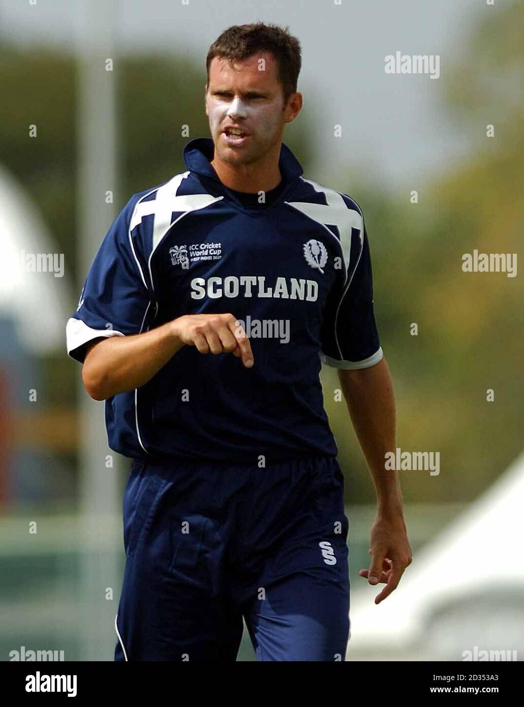 Scotland'scaptain Craig Wright against Bangladesh during a warm up ...