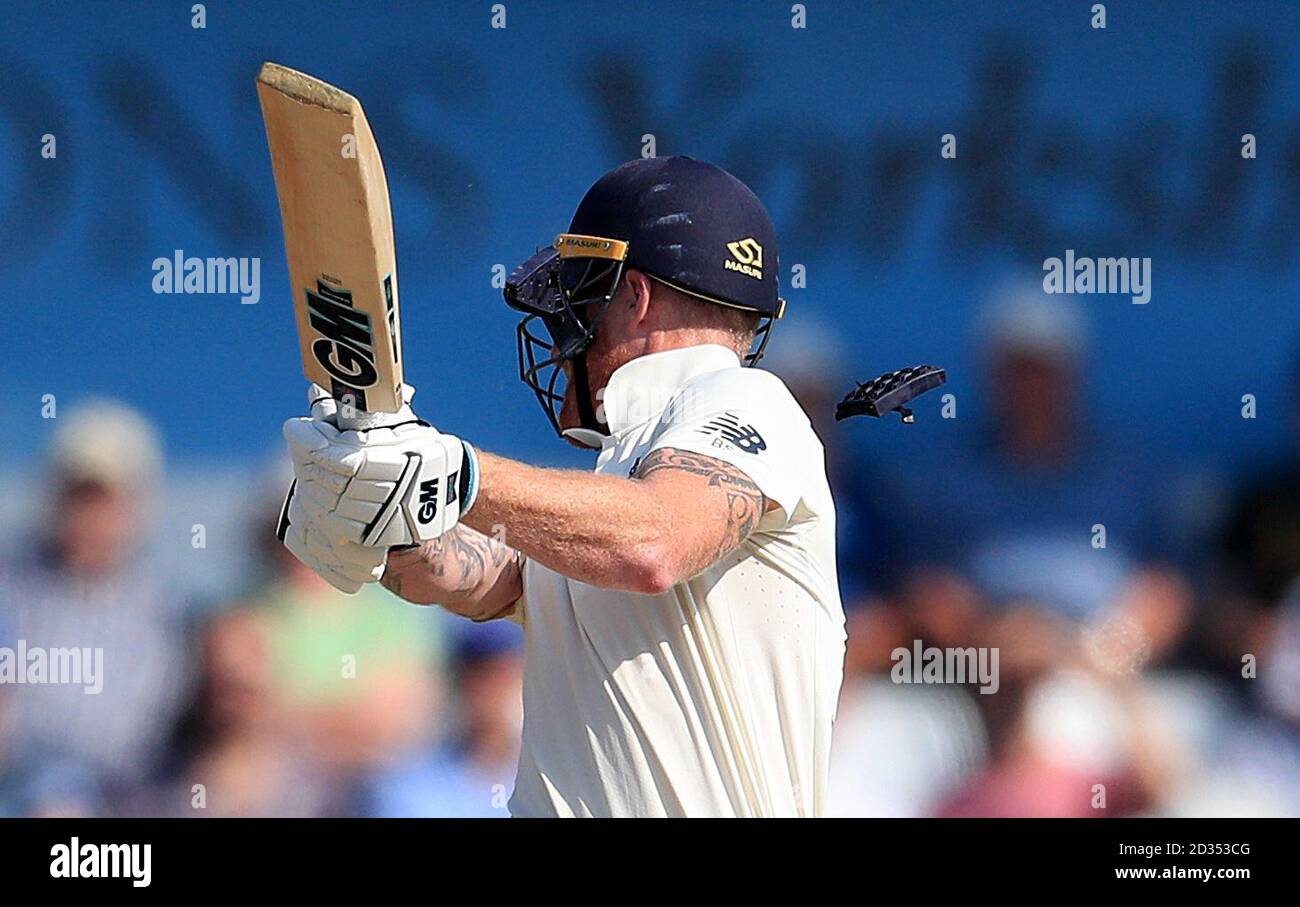 Ben stokes helmet hi-res stock photography and images - Alamy