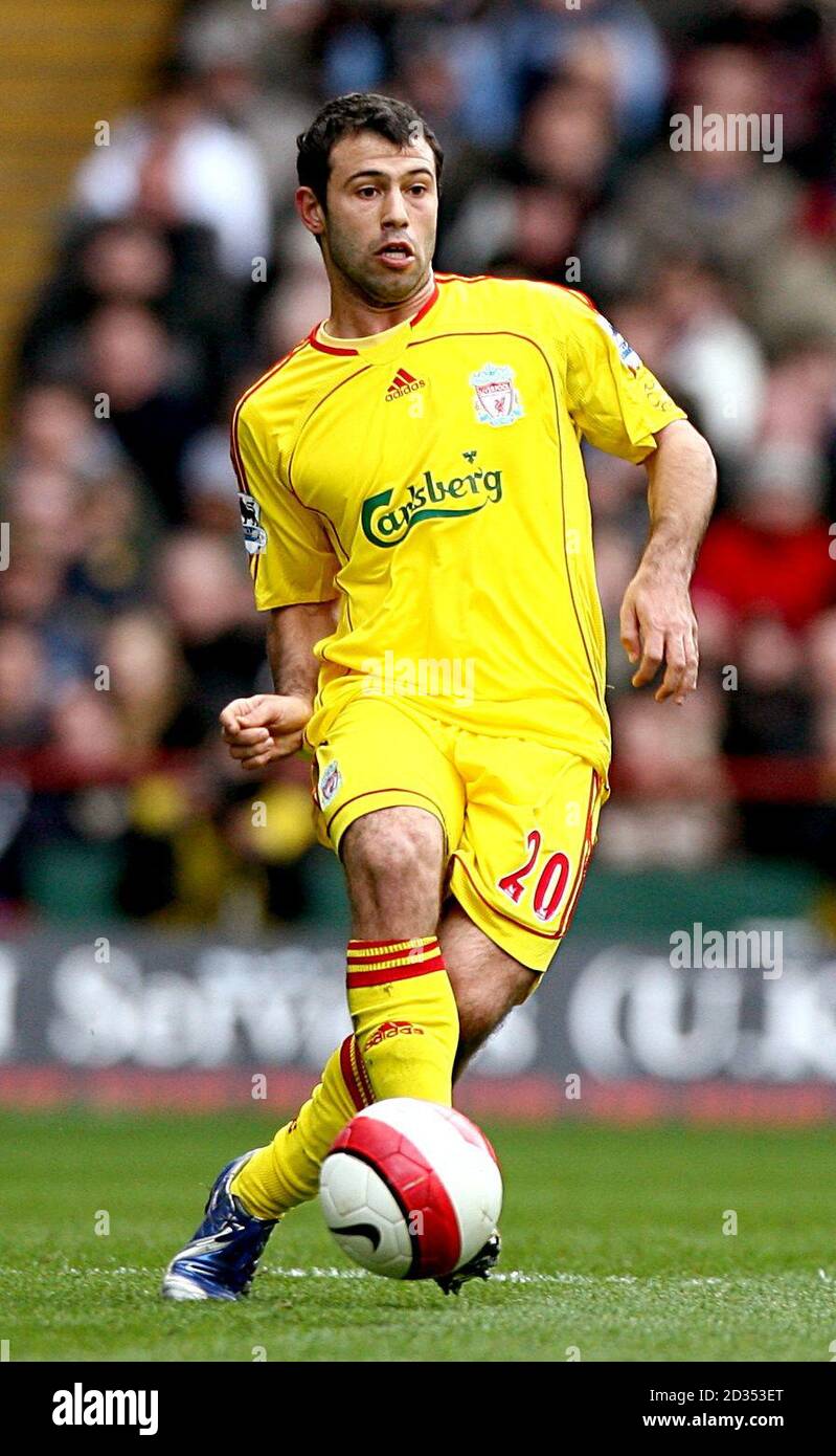 Javier Mascherano, Liverpool Stock Photo - Alamy