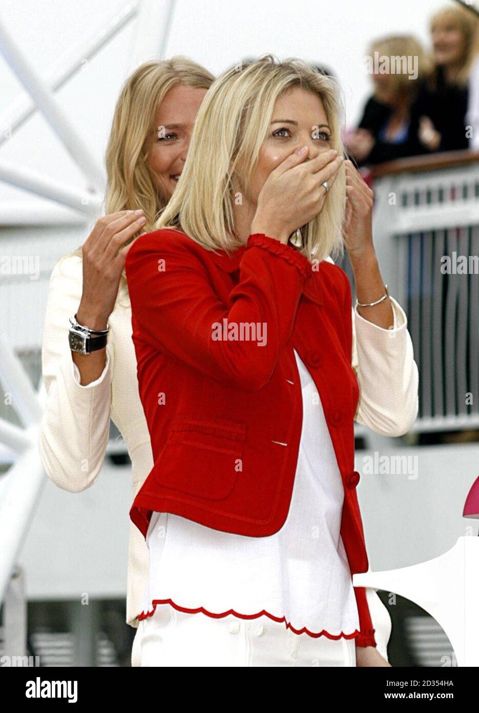 Ship launch fails hi-res stock photography and images - Alamy