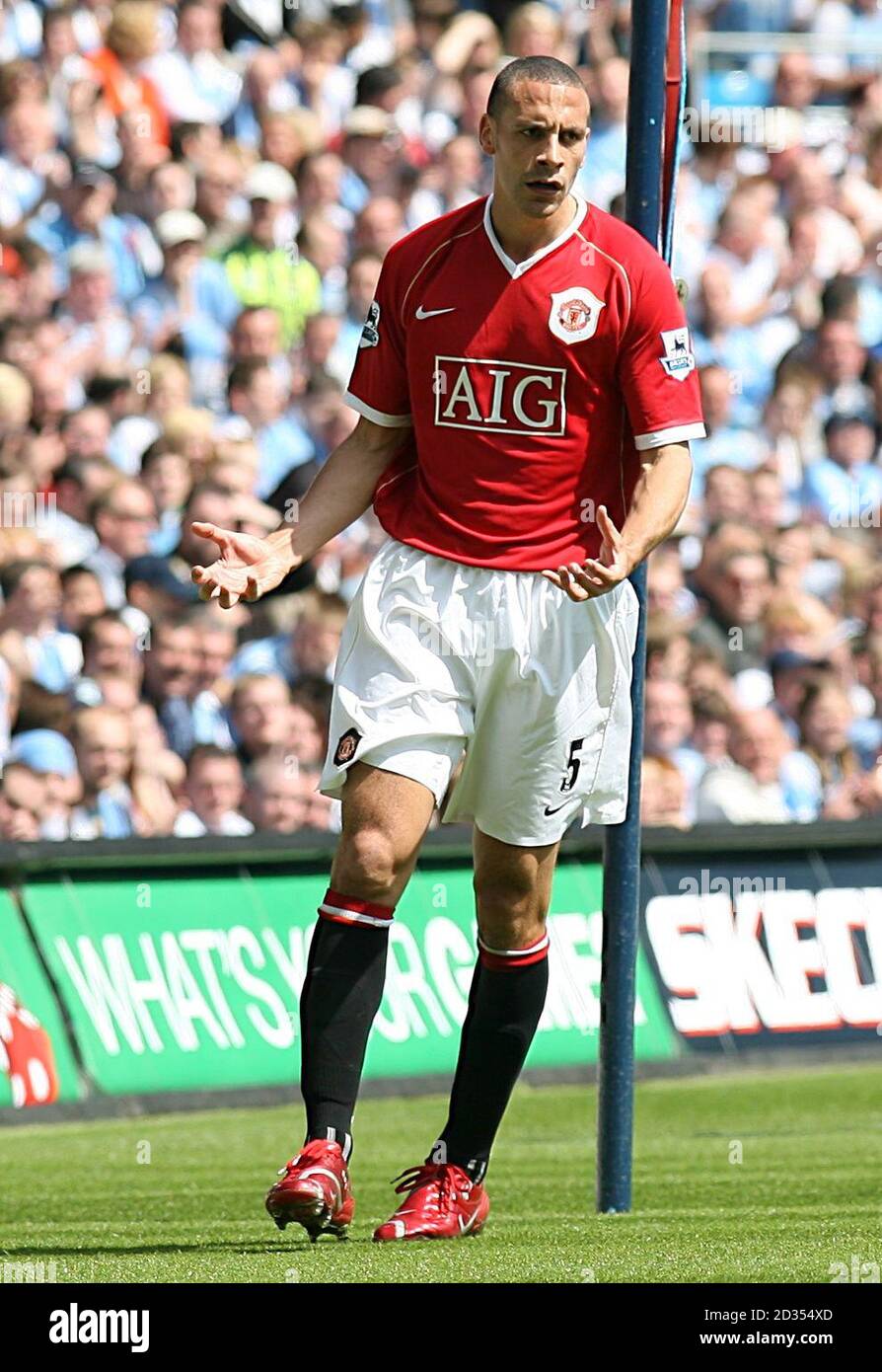 Ferdinand manchester united hi-res stock photography and images - Alamy
