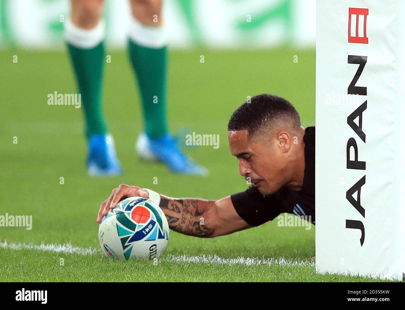 New Zealand's Aaron Smith scores his side's first try during the 2019 ...