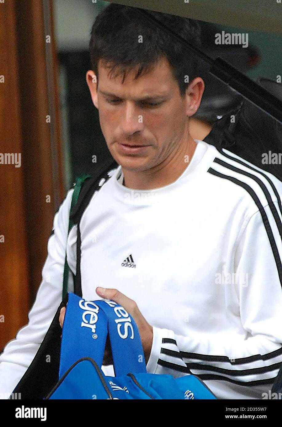 Great britains tim henman leaves hi-res stock photography and images ...