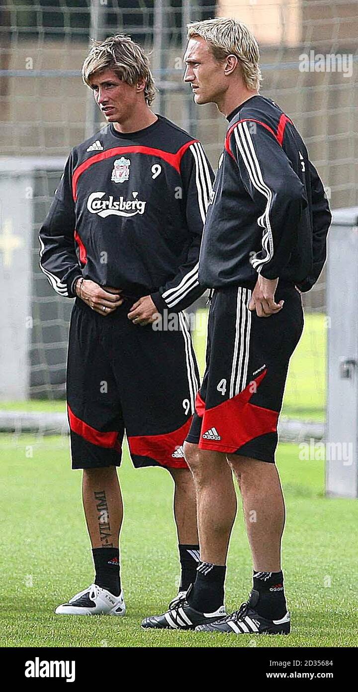Liverpool's new forward Fernando Torres (left) during training session ...