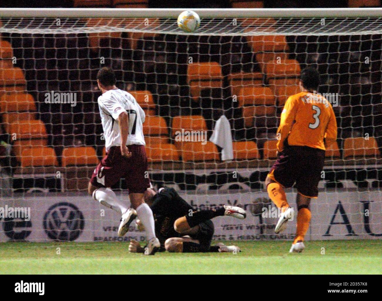 Full length back view scoring score net empty seats falling hi-res ...