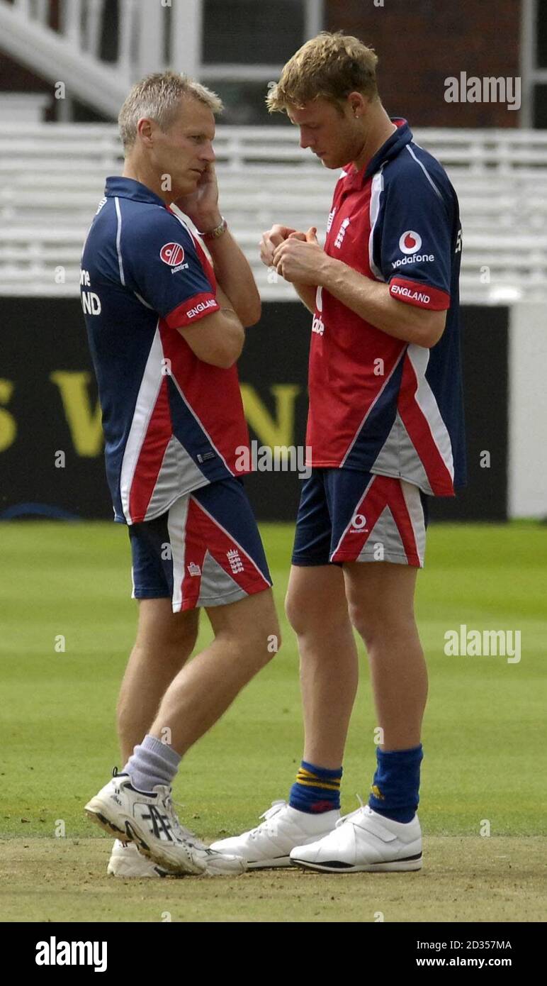 England coach Peter Moores (left) and Andrew Flintoff during a training ...