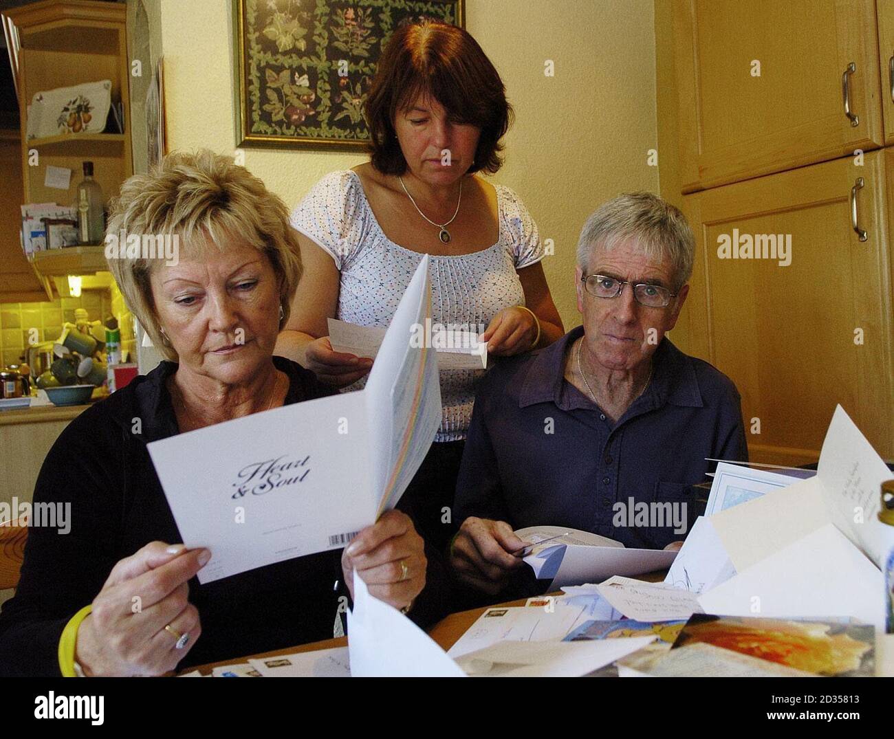 Embargoed to 12.00 Sunday September 16, 2007. Brian (right) and Sue ...
