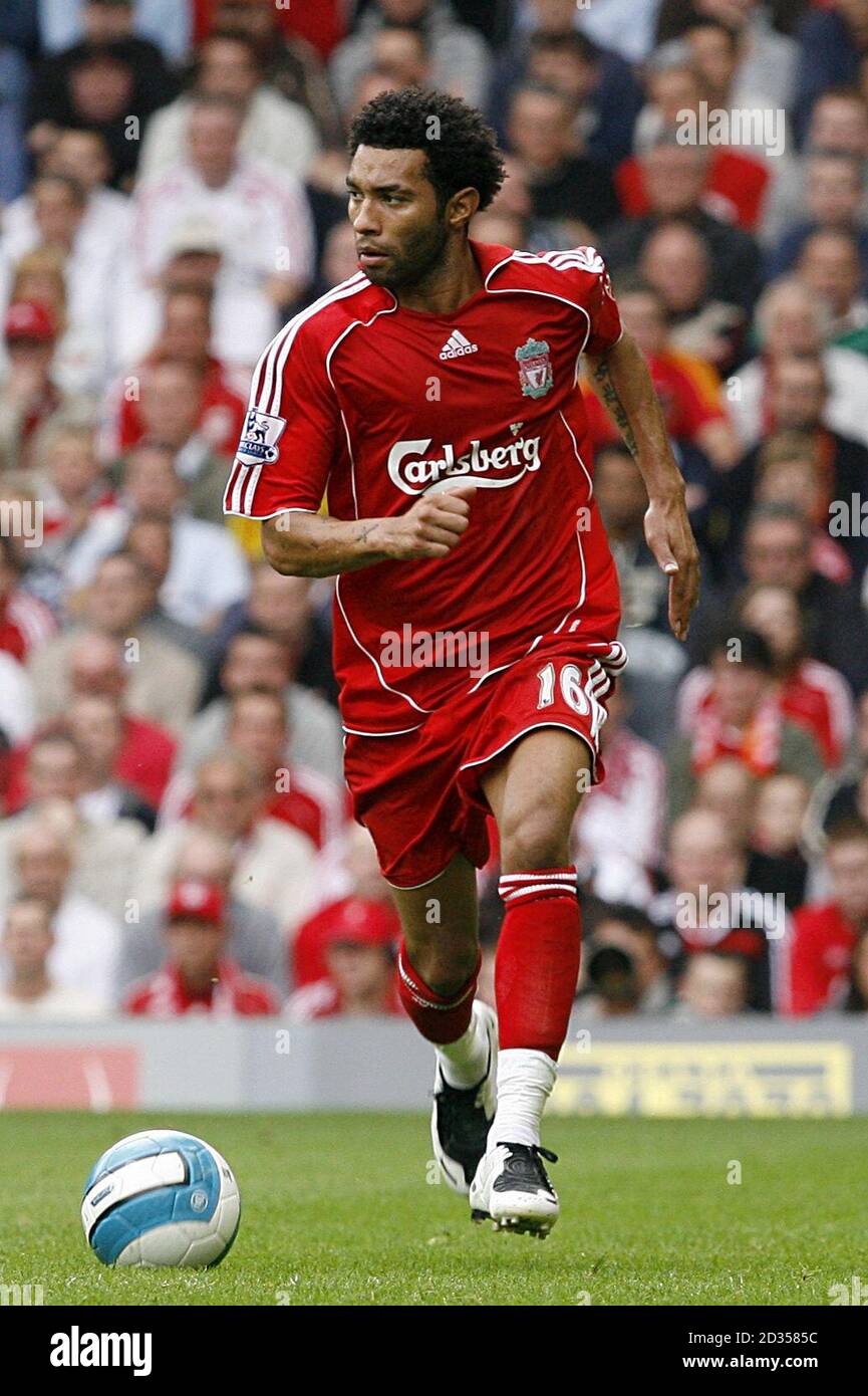 Jermaine pennant liverpool hi-res stock photography and images - Alamy