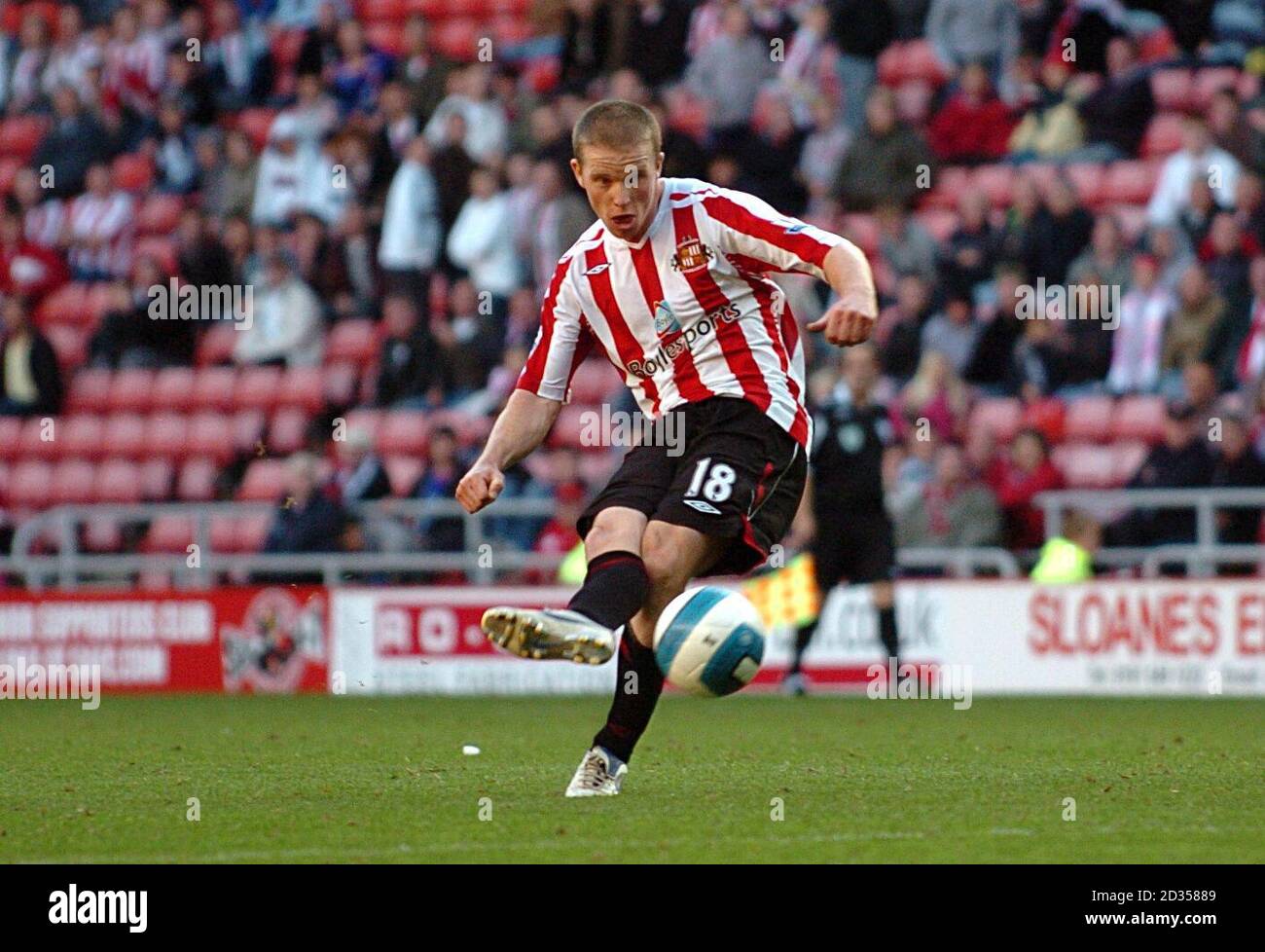 Grant leadbitter goal hi-res stock photography and images - Alamy