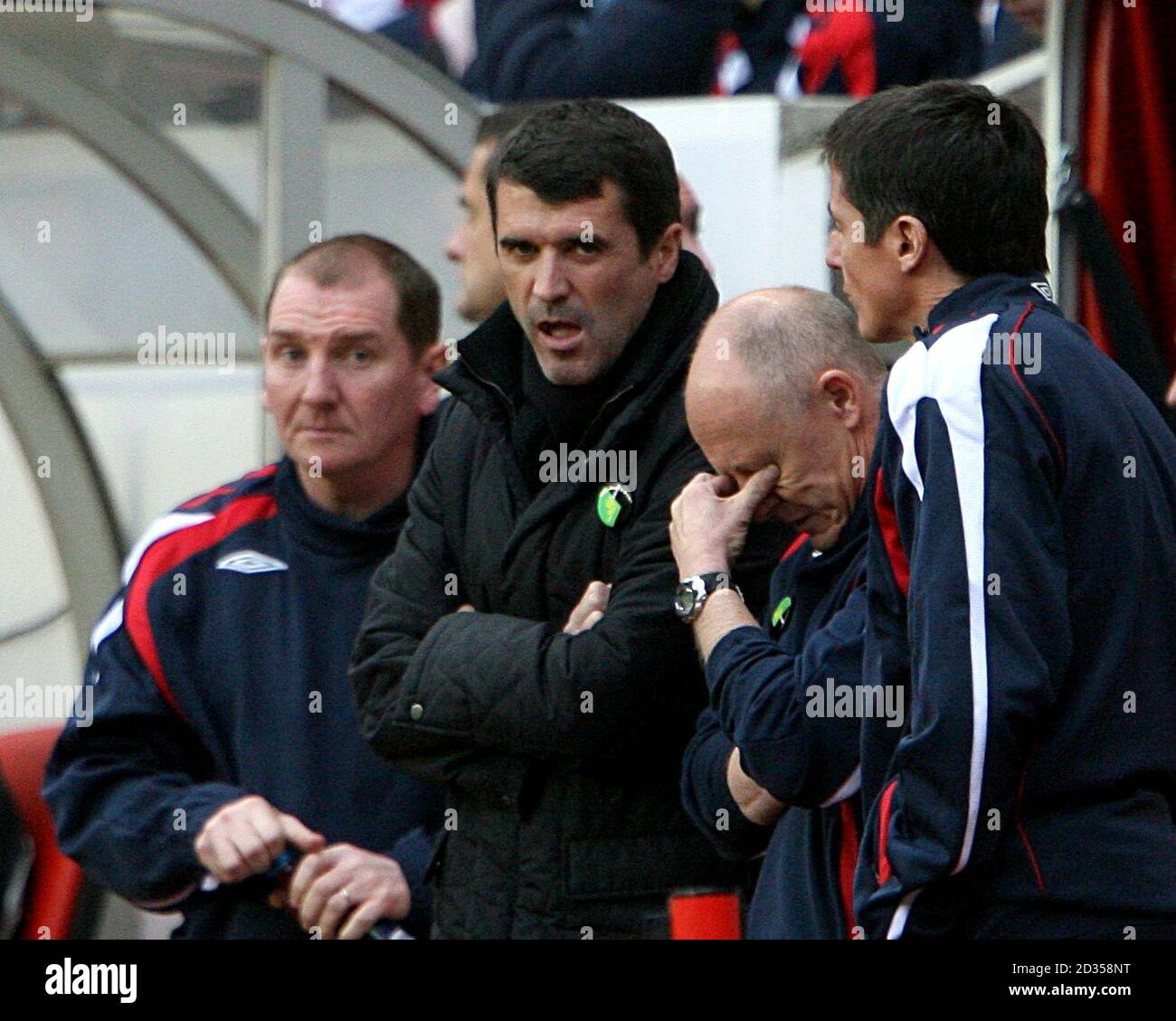 Sunderland manager roy keane hi-res stock photography and images - Alamy