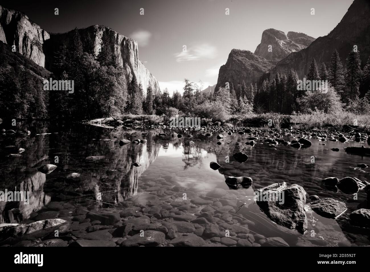 Yosemite Valley Morning View in the USA Stock Photo - Alamy