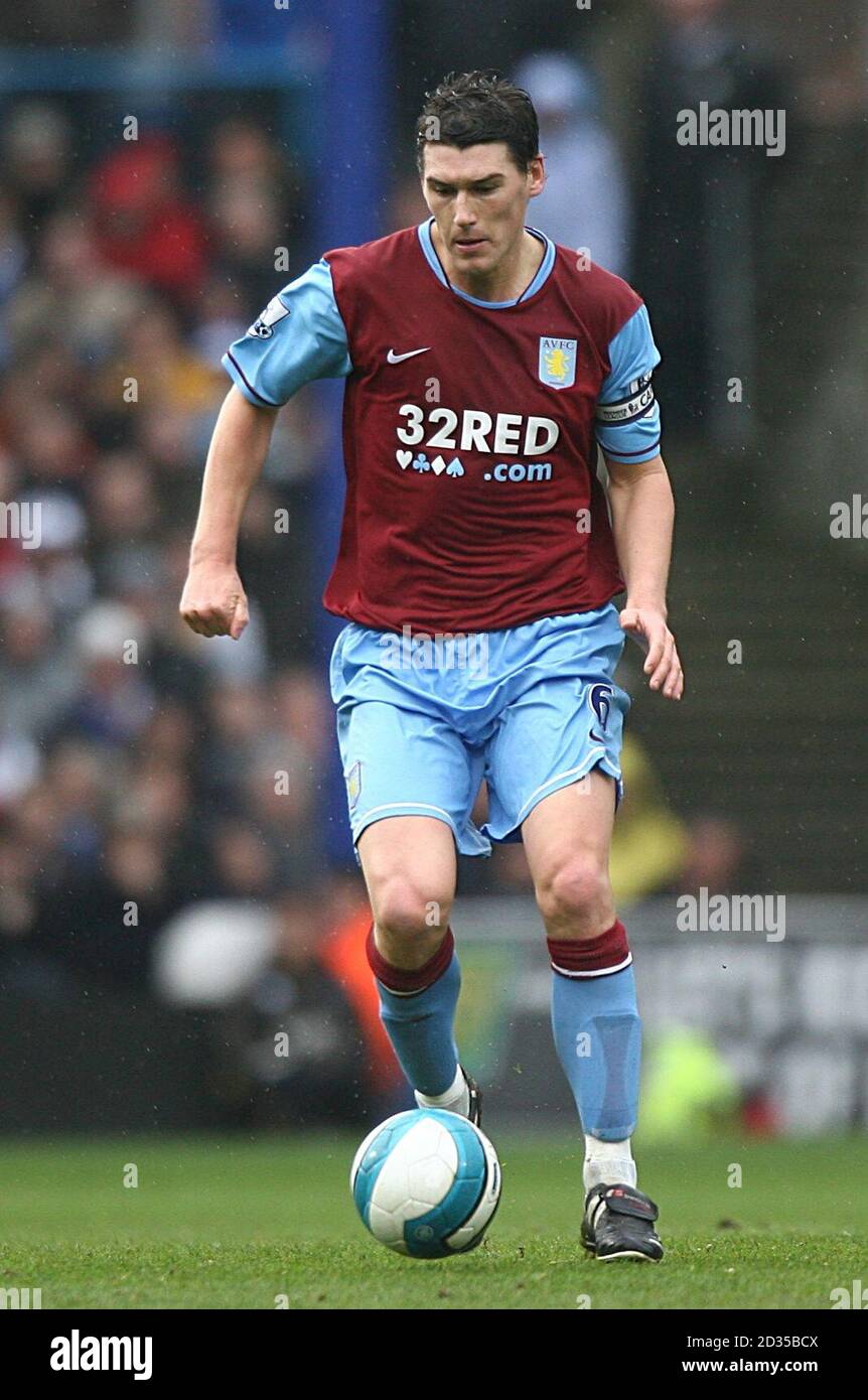 Gareth Barry, Aston Villa Stock Photo - Alamy