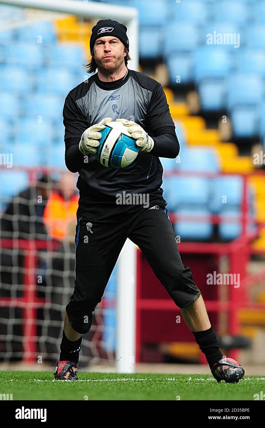 Goalkeeper ian walker hi-res stock photography and images - Alamy