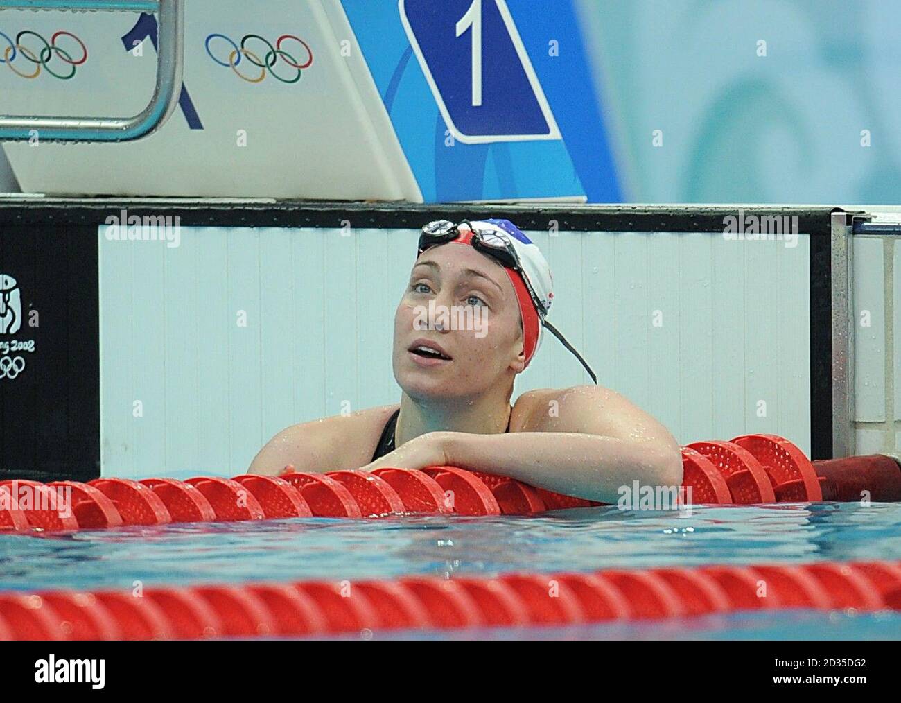 Great Britain's Elizabeth Simmonds after competing in the Women's 200m ...
