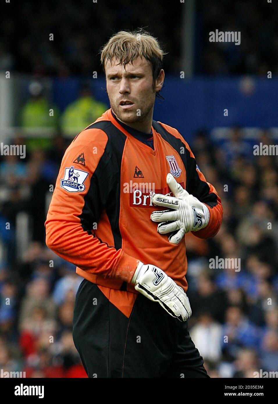 Stoke City goalkeeper Steve Simonsen Stock Photo - Alamy