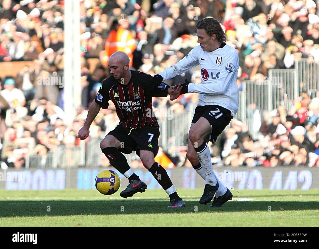 Fulhams jimmy bullard hi-res stock photography and images - Alamy