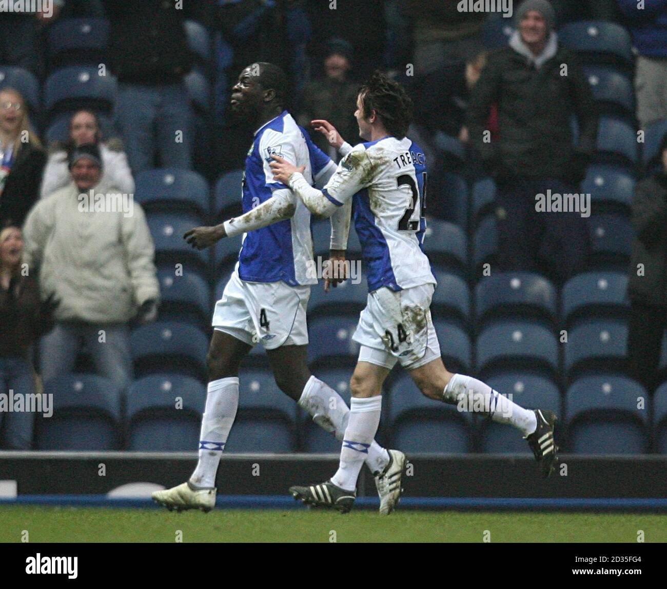 Blackburn Rovers' Christopher Samba (l) celebrates with team mate Keith ...
