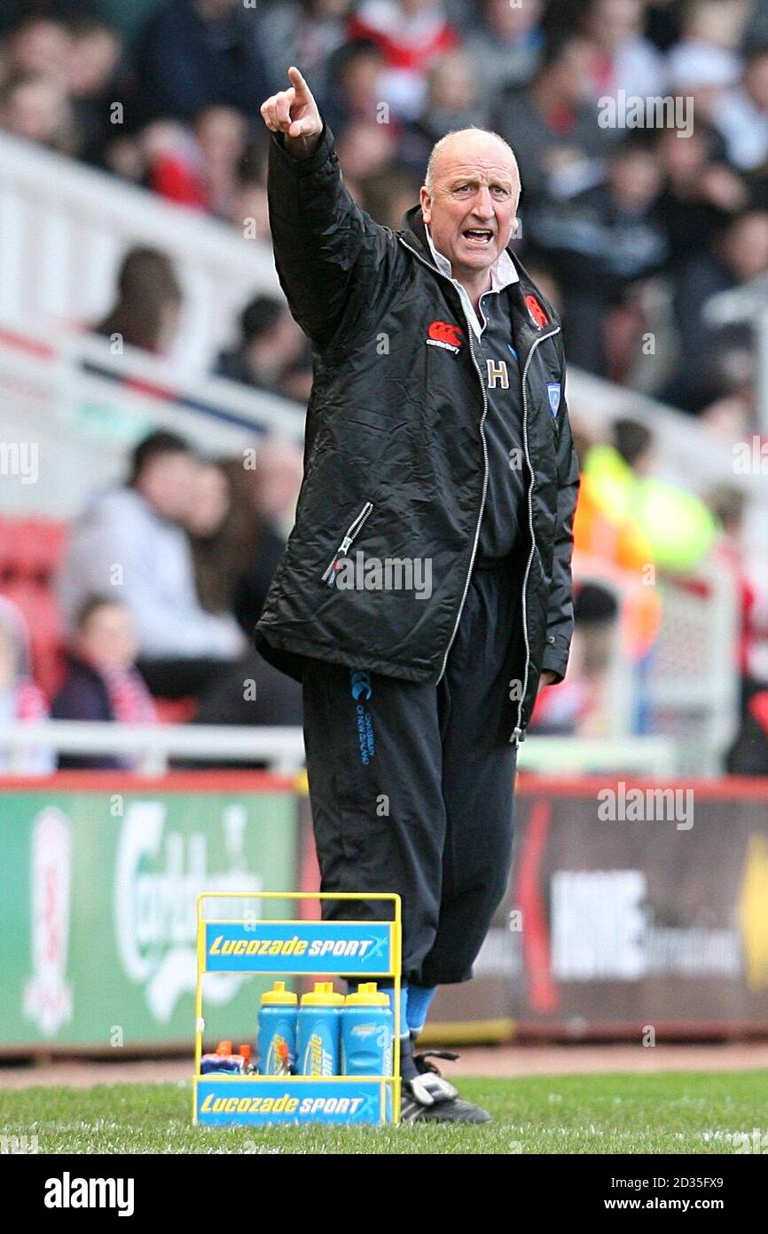 Paul hart the portsmouth manager hi-res stock photography and images ...