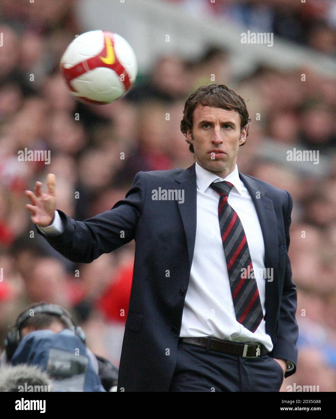 Middlesbrough manager gareth southgate attempts hi-res stock ...