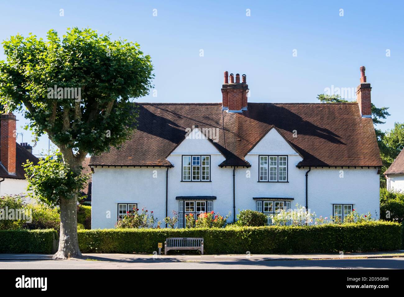 Houses in hampstead heath hi-res stock photography and images - Alamy