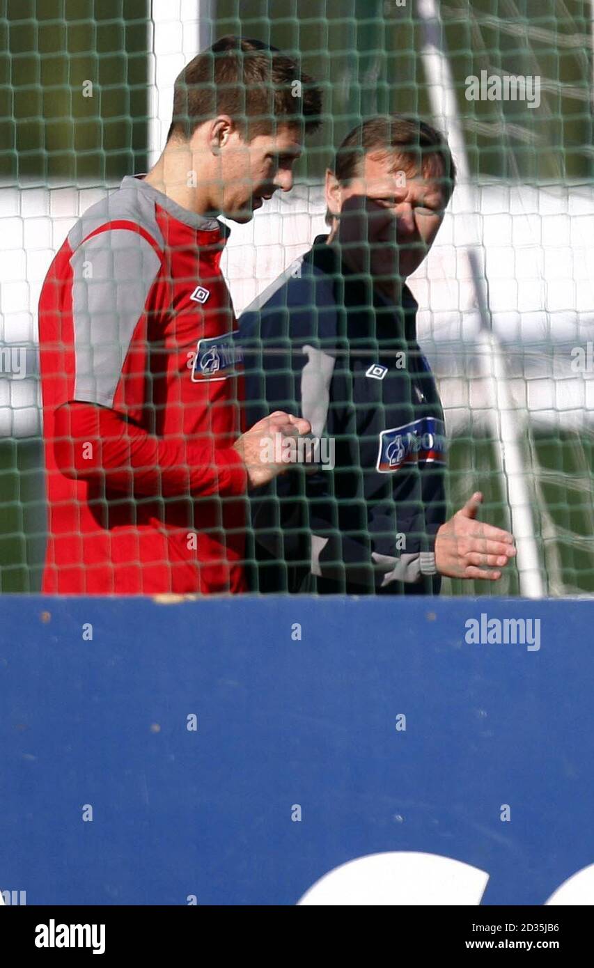 Gary lewin hi-res stock photography and images - Alamy