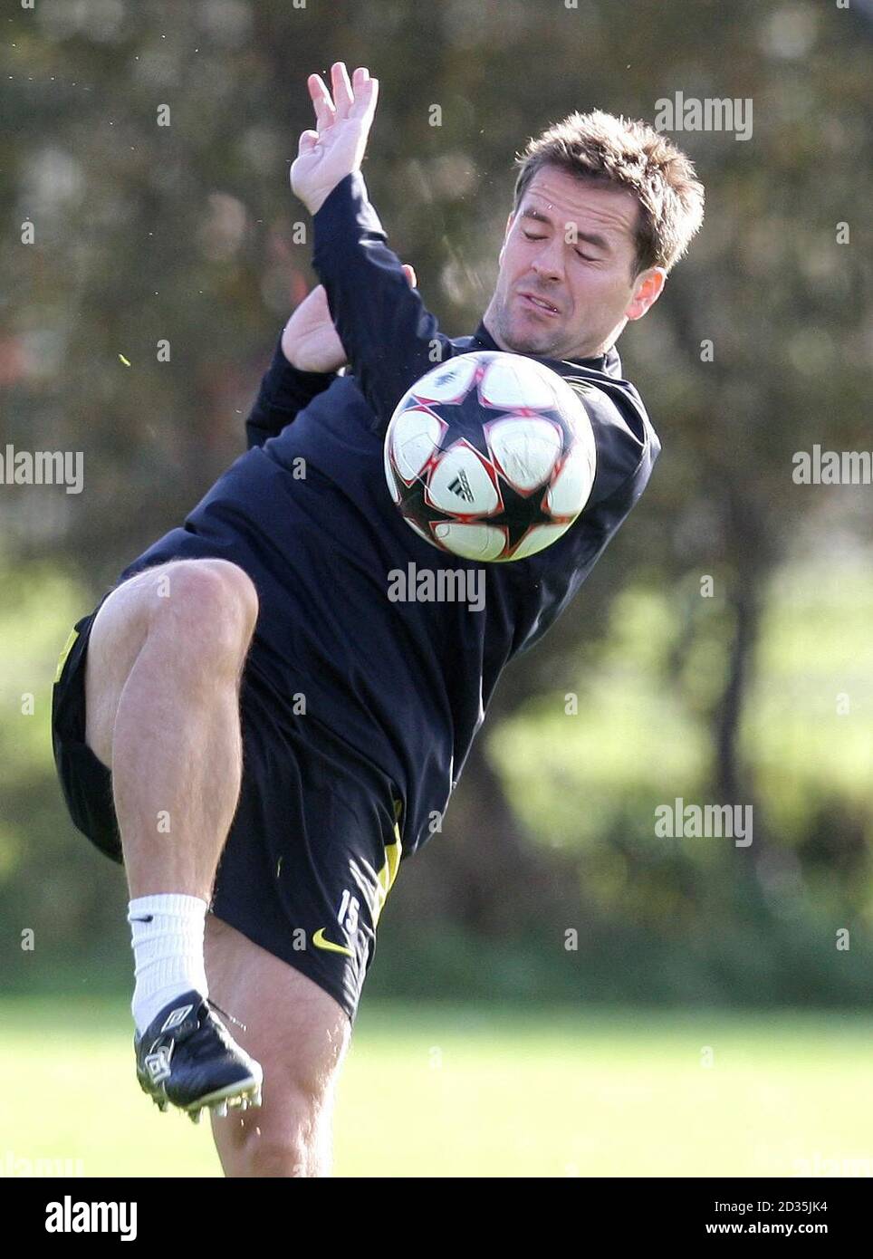 Manchester United's Michael Owen during a training session at ...