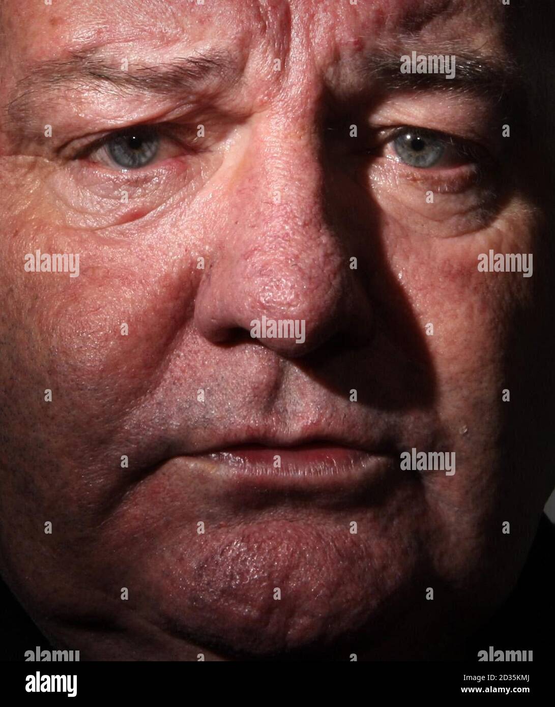 Jim devine mp hi-res stock photography and images - Alamy