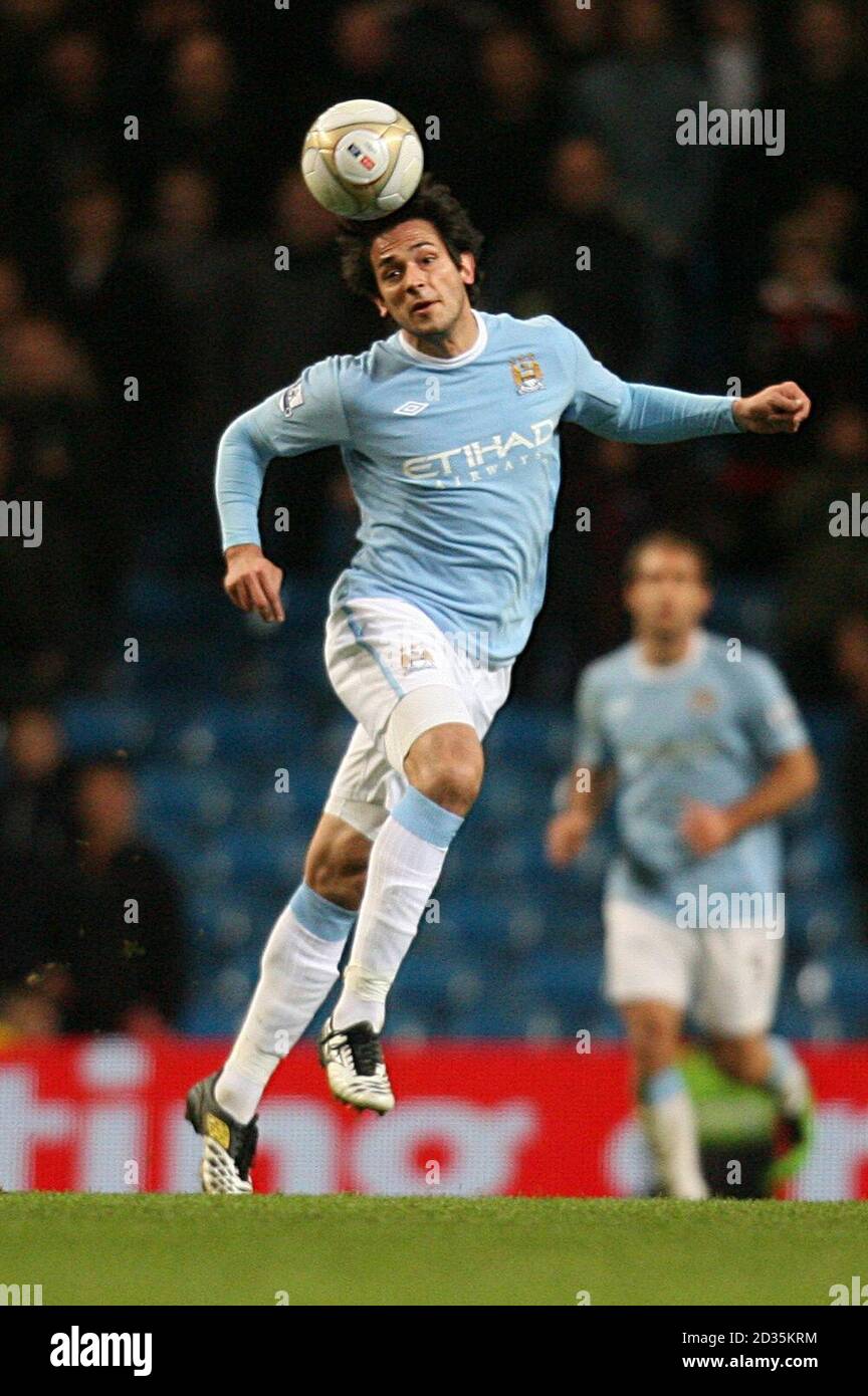 Roque Santa Cruz, Manchester City Stock Photo - Alamy