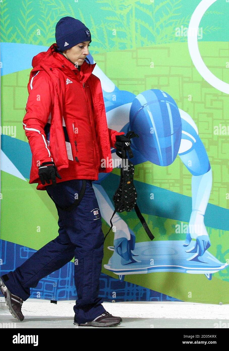 Great Britain's Shelley Rudman walks down the skeleton track at the ...