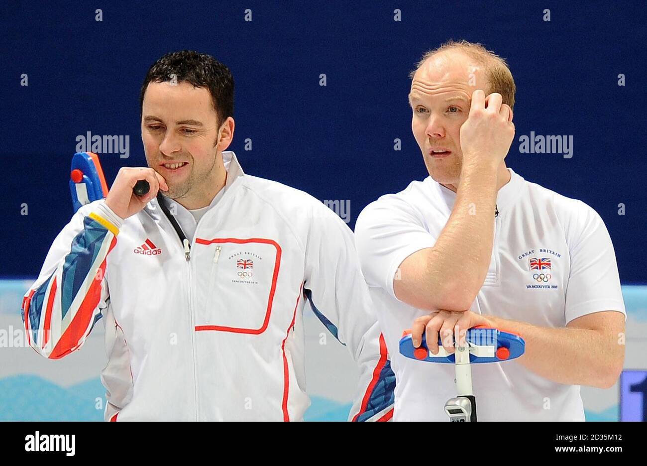 Ewan macdonald curling olympics hi-res stock photography and images - Alamy