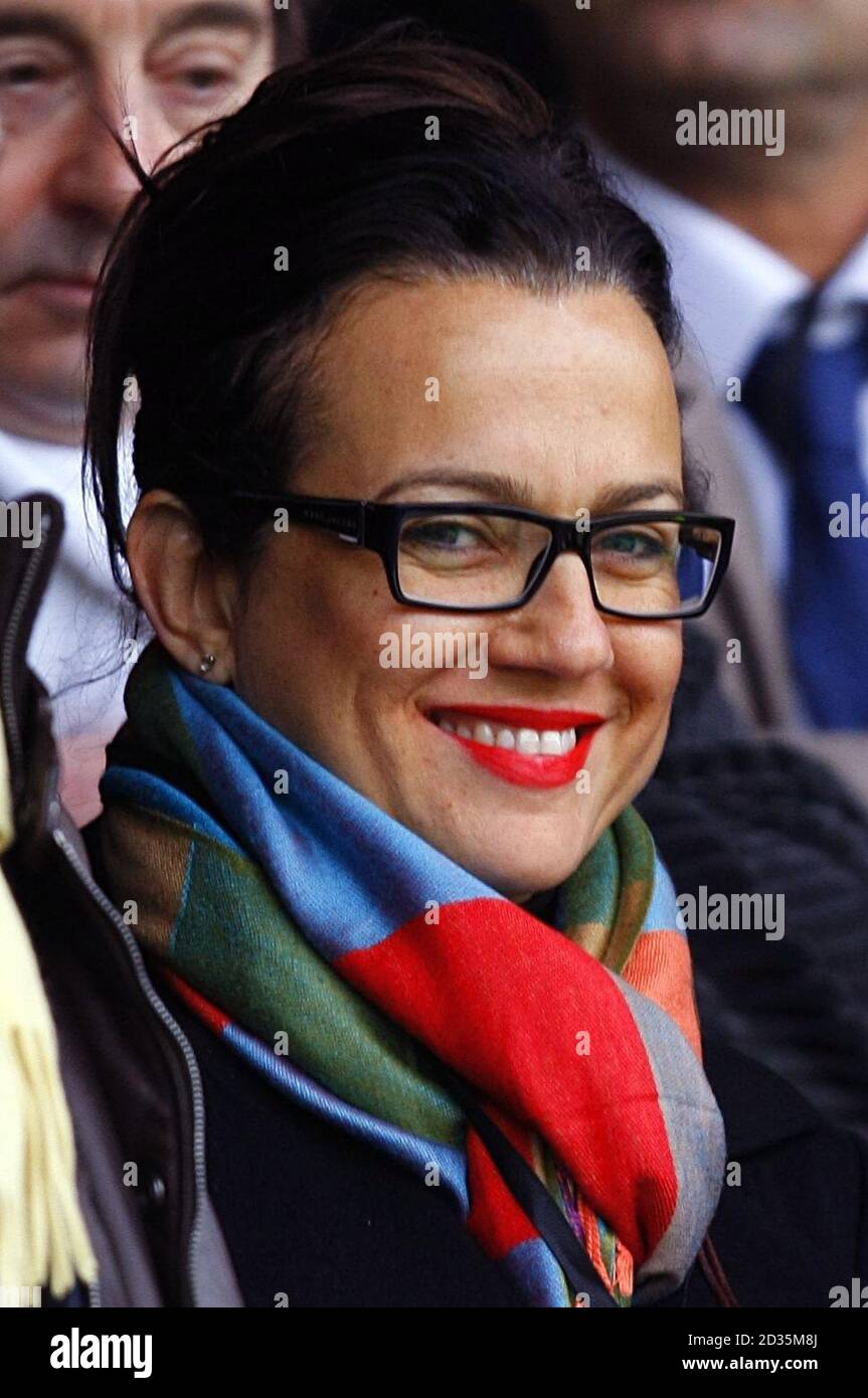 Tzofit Grant (right), wife of Portsmouth manager Avram Grant, in the ...