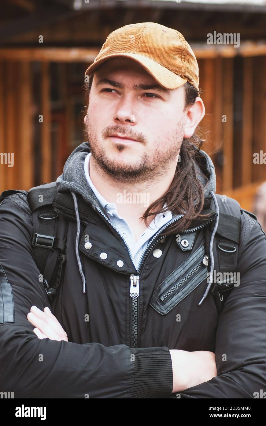 Tall young man outside hi-res stock photography and images - Alamy