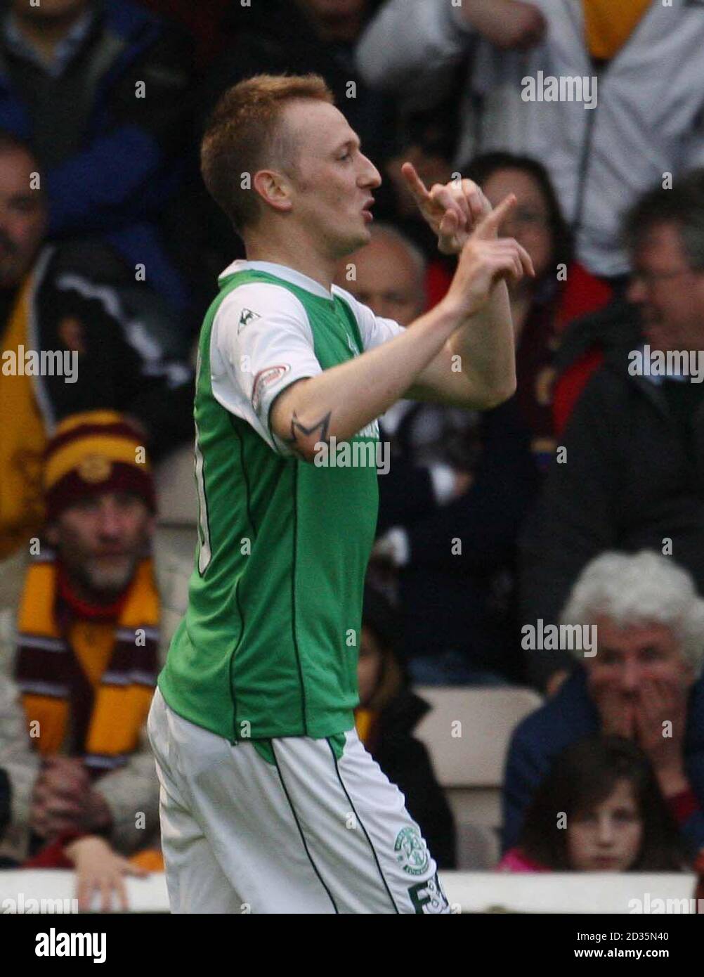 Hibernians Derek Riordan celebrates scoring his sides third goal during ...