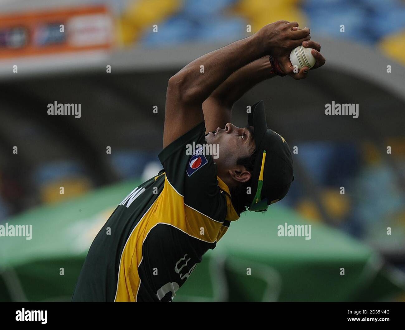 Umar Akmal Wallpapers