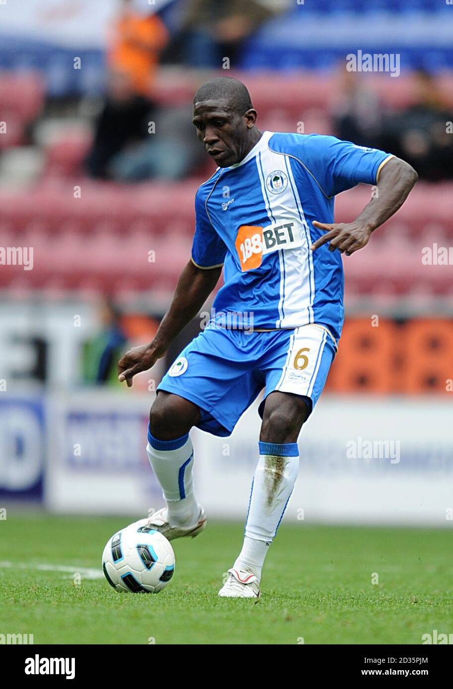 Hendry Thomas, Wigan Athletic Stock Photo - Alamy
