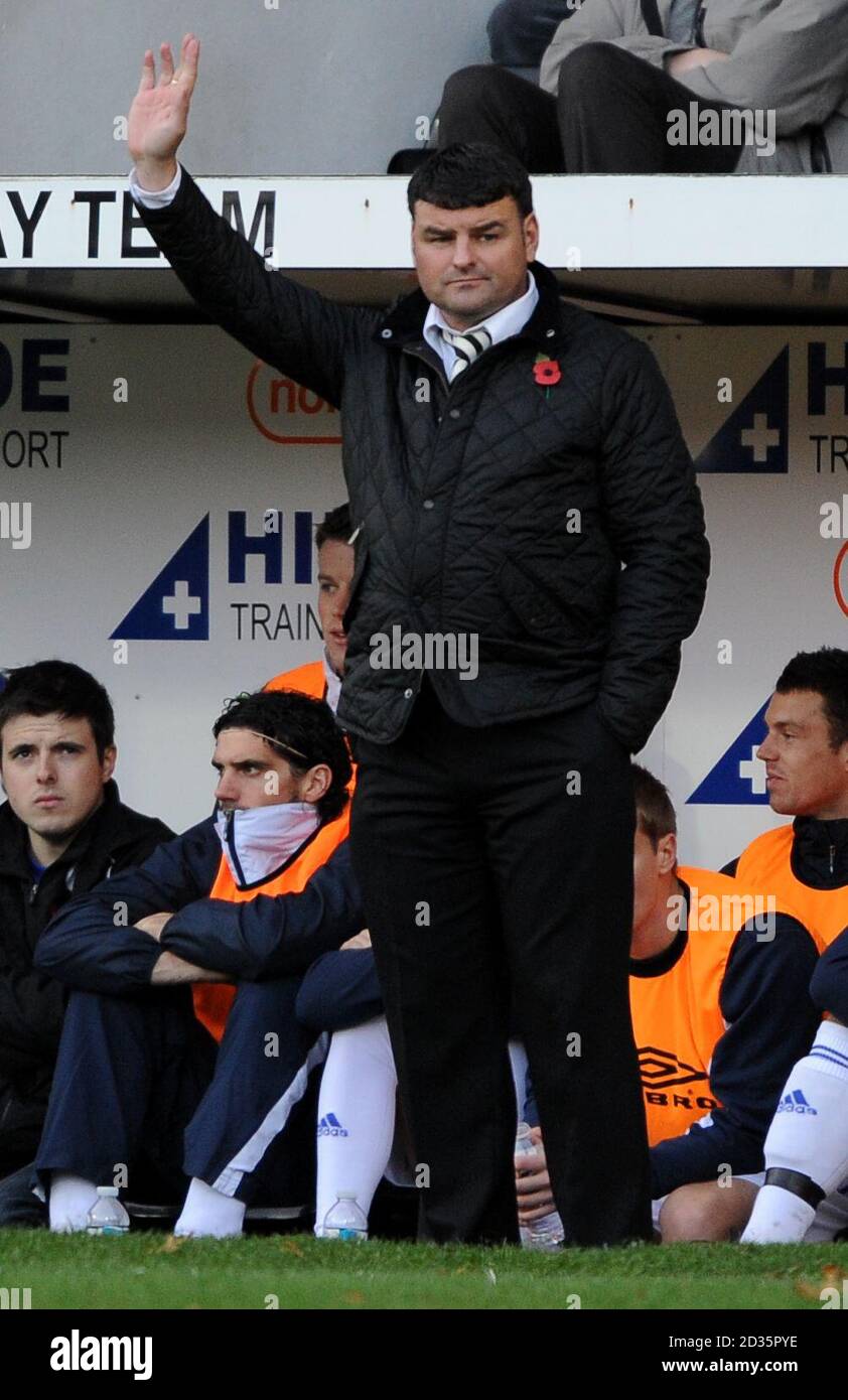 Gateshead manager ian bogie hi-res stock photography and images - Alamy