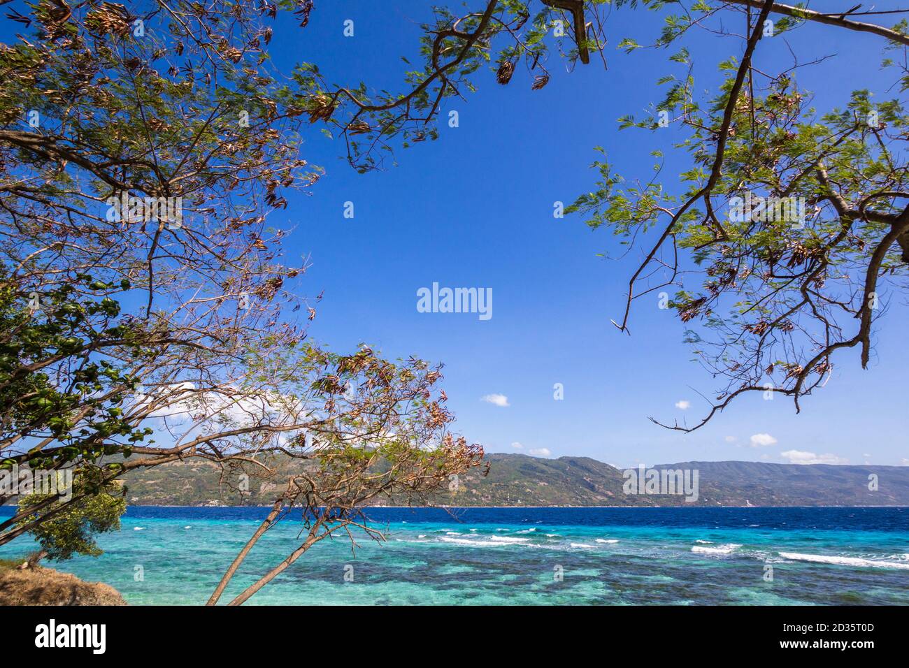 Beach around Bluewater Sumilon Resort in Sumilon Island Stock Photo - Alamy