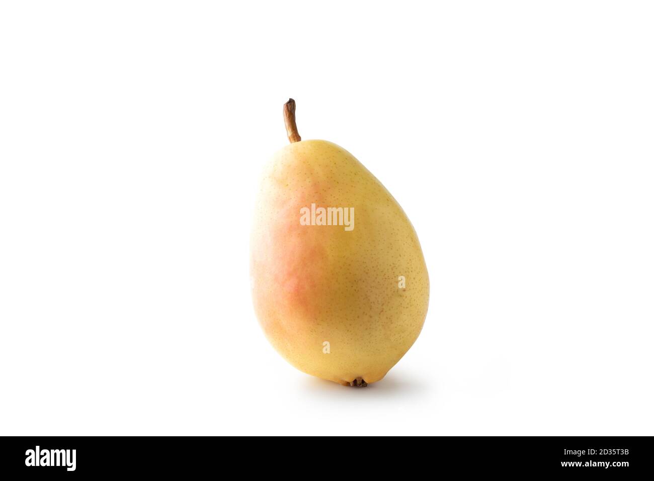 Single fresh yellow pear isolated on white background. Clipping pat ...