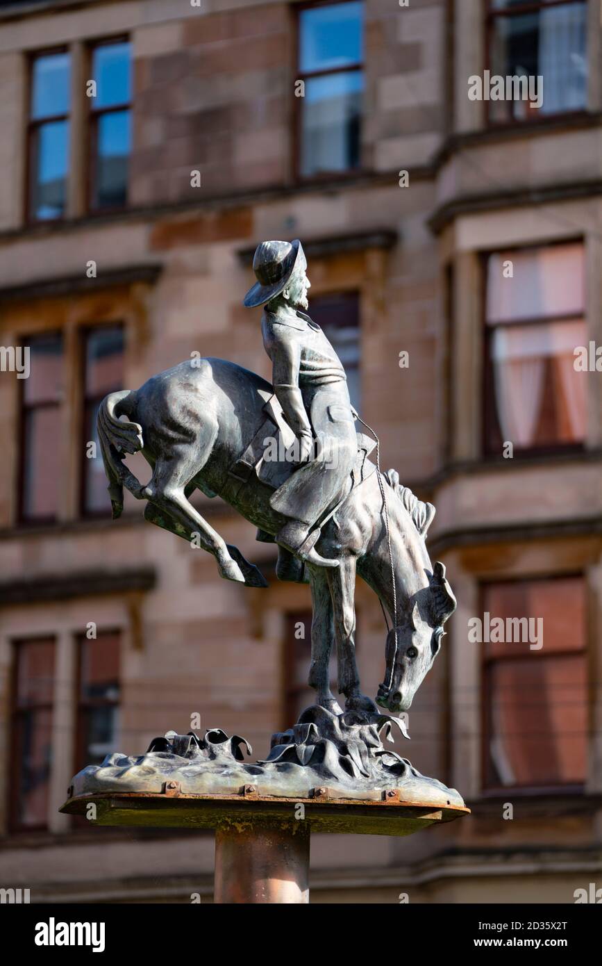 Buffalo bill statue glasgow hi-res stock photography and images - Alamy