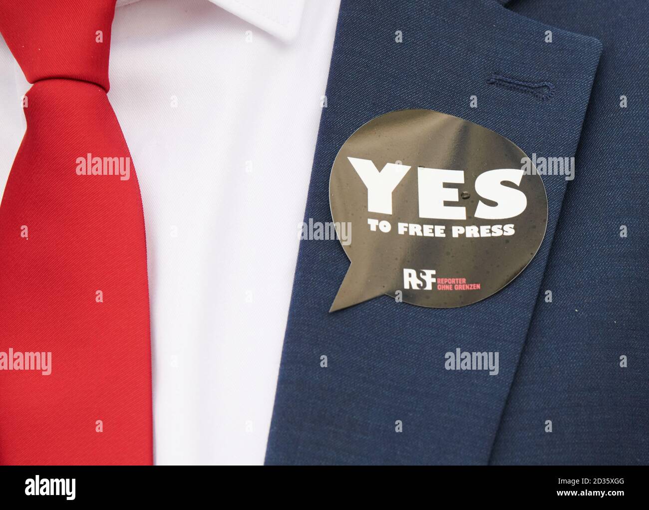 Press here sticker hi-res stock photography and images - Alamy