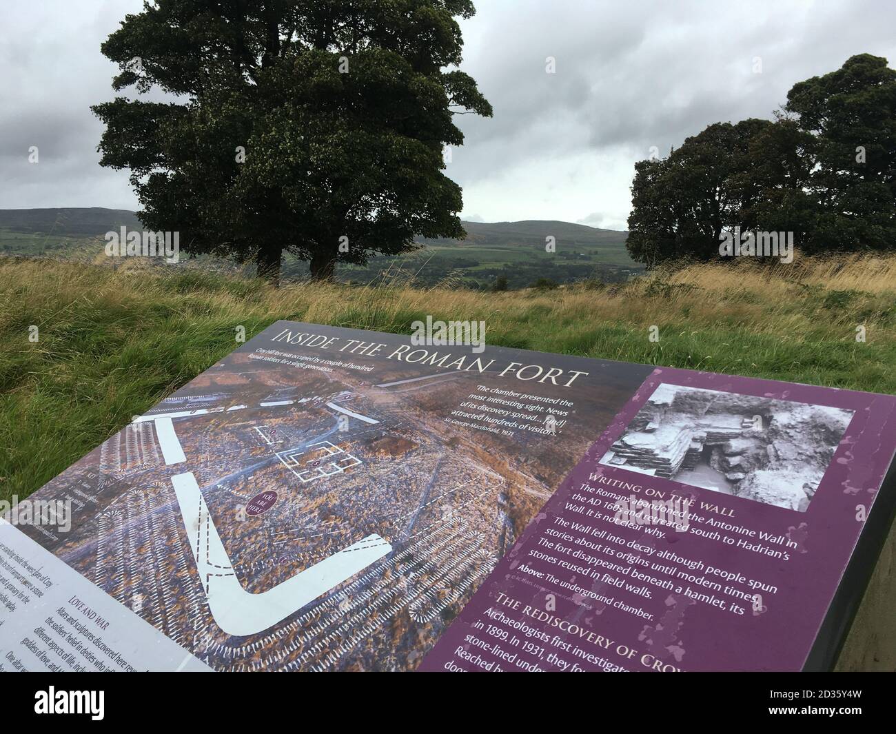 Antonine wall croy hill hi-res stock photography and images - Alamy