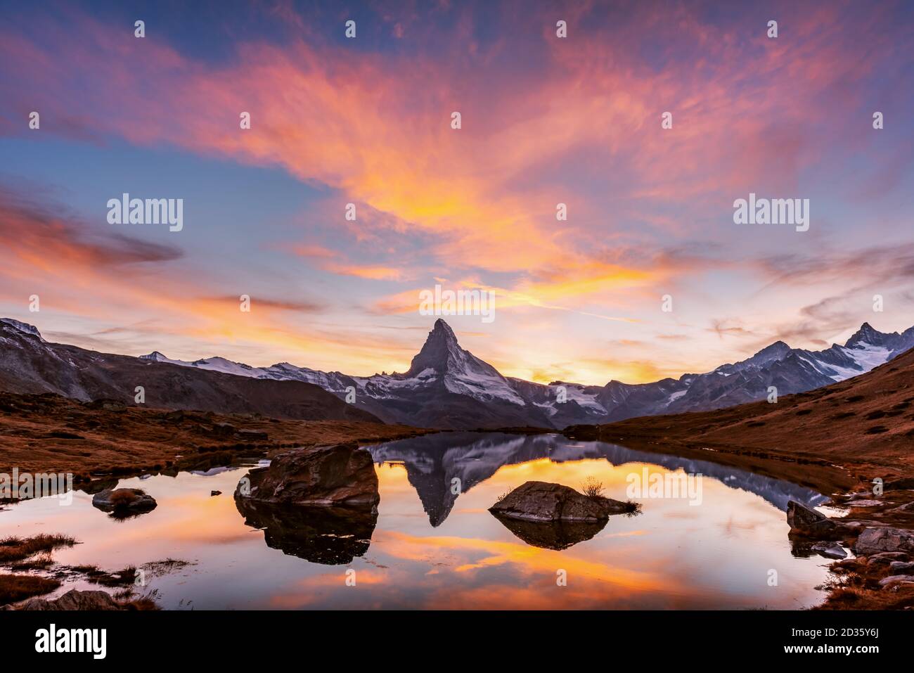Stellisee switzerland hi-res stock photography and images - Alamy