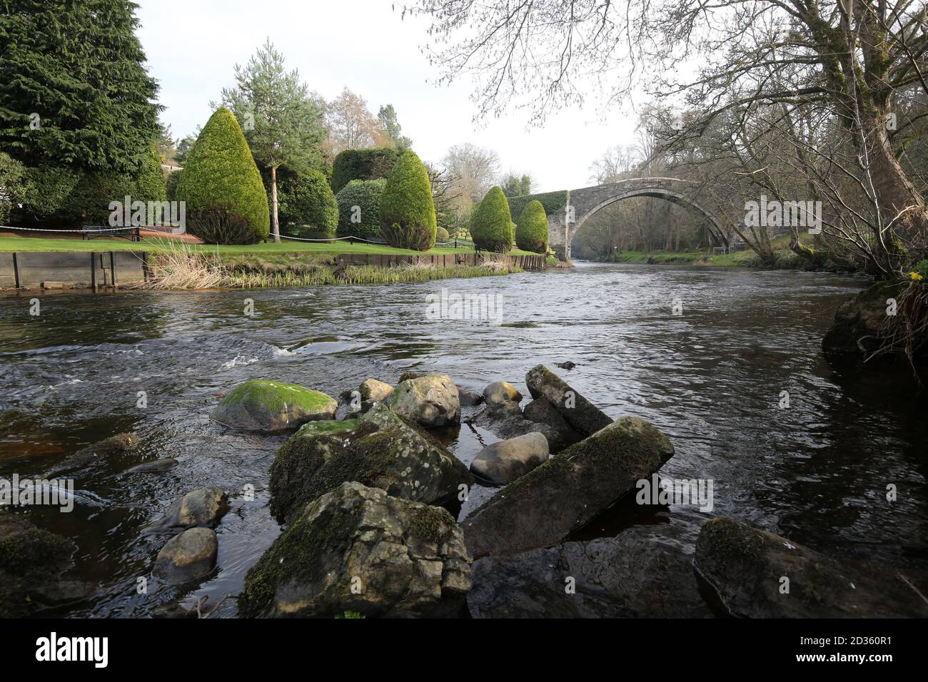 Scottish riverscape hi-res stock photography and images - Alamy