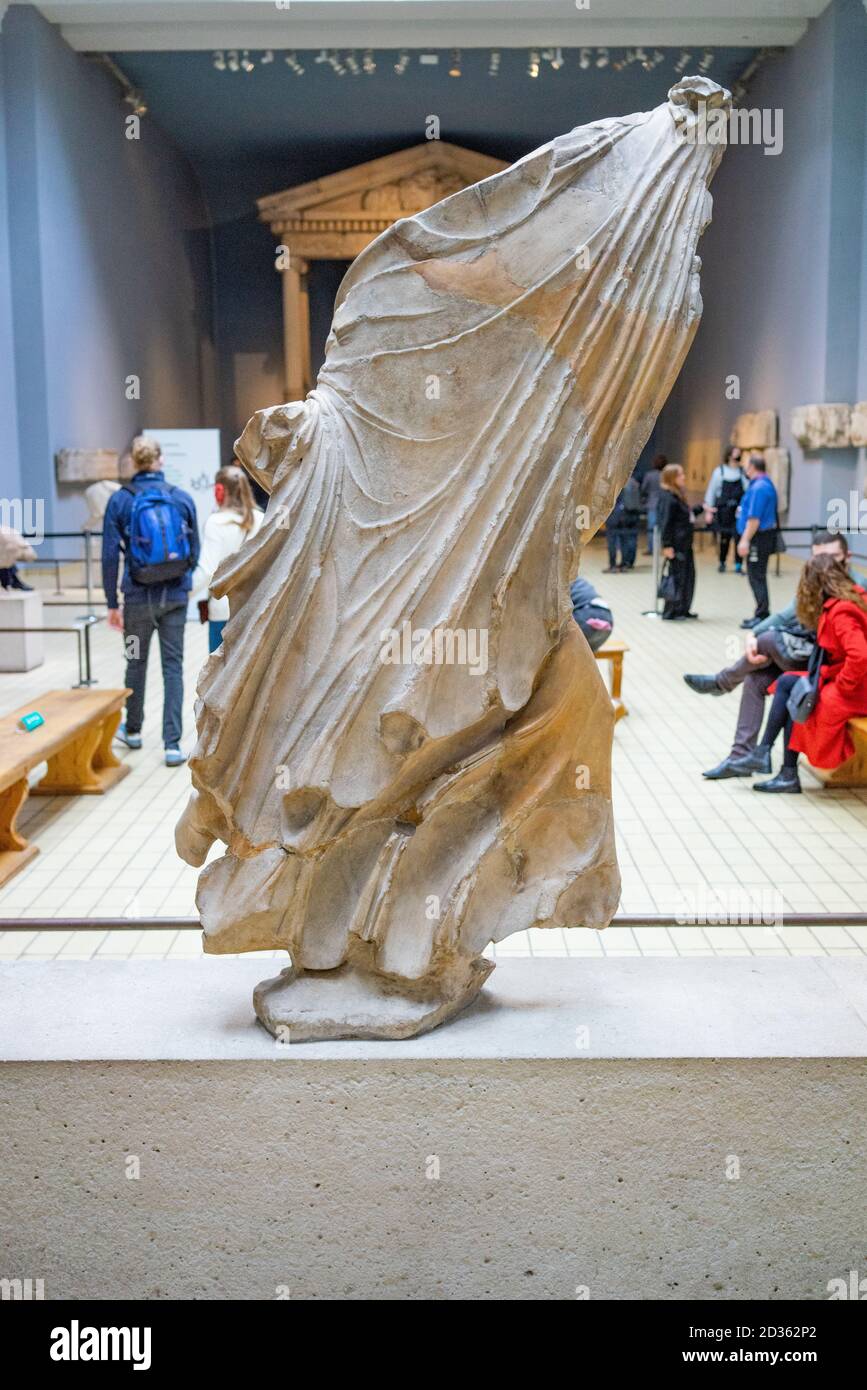 Female figure from The Elgin Marbles from the Parthenon in The British ...