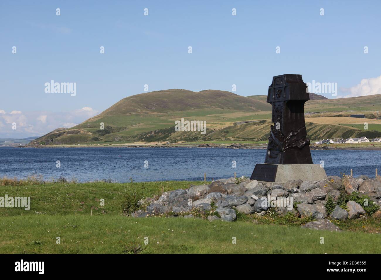 Lendalfoot, Ayrshire, Scotland This striking memorial to the Russian ...